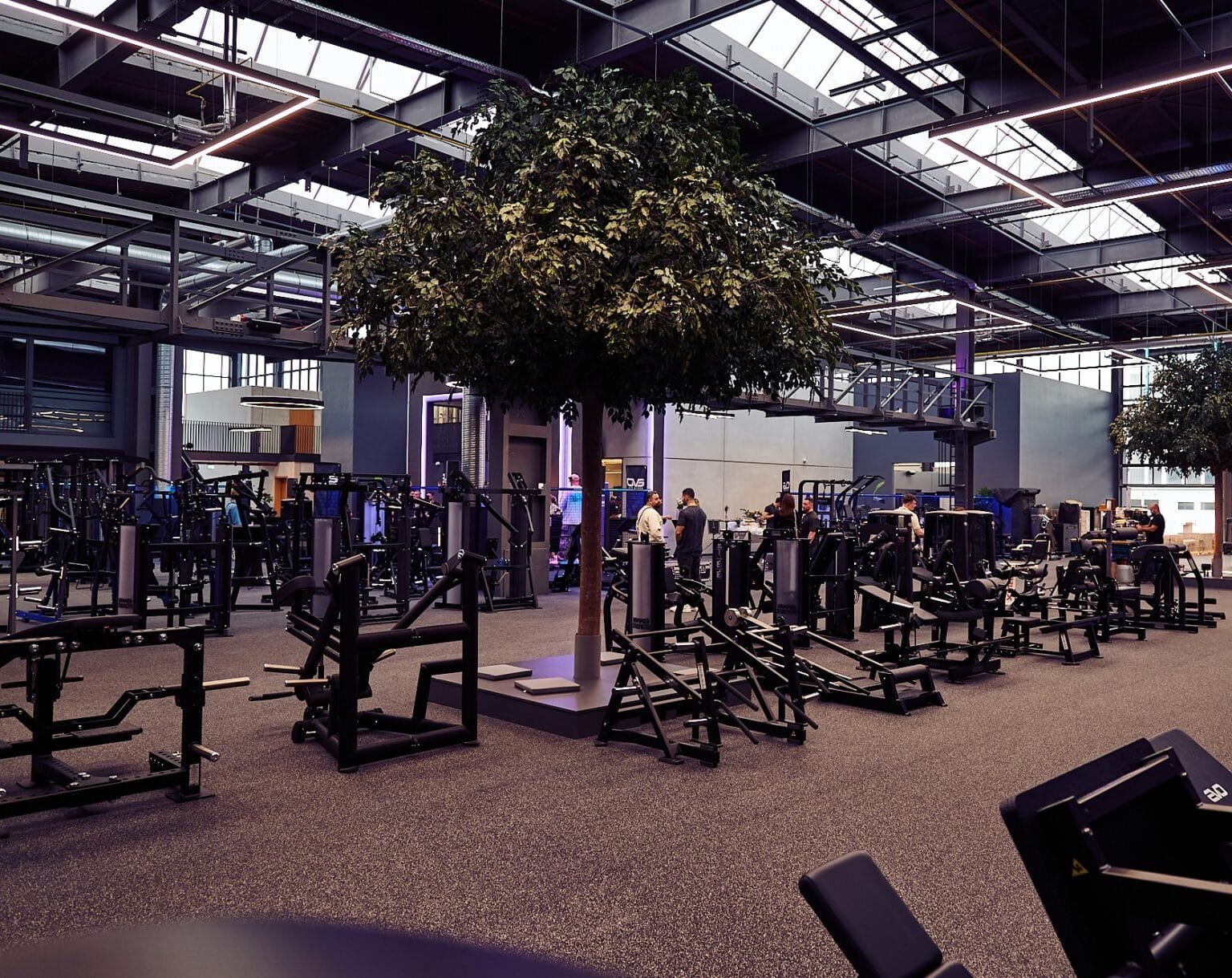 EVO LAND - Mehr als nur ein Fitnessstudio in Köln